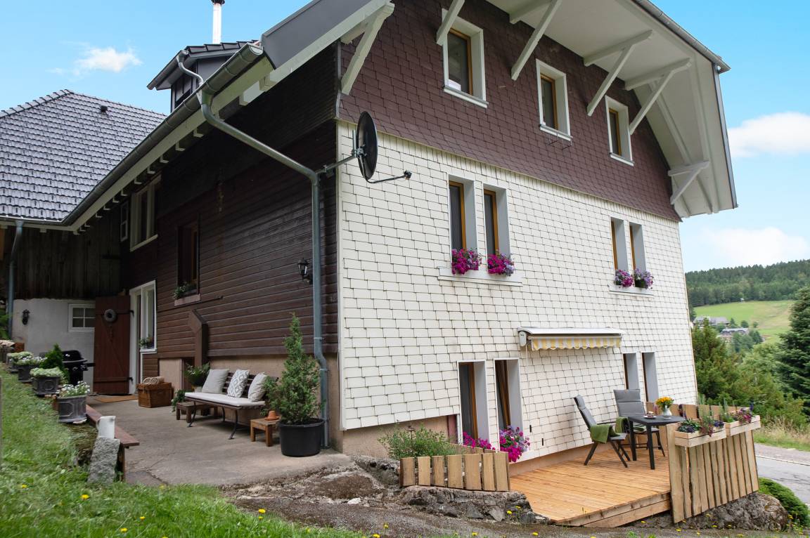 49 M² Ferienwohnung ∙ 1 Schlafzimmer ∙ 3 Gäste - Todtnau