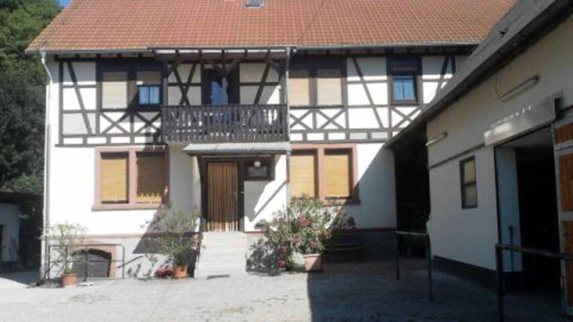 180 M² Ferienhaus ∙ 6 Schlafzimmer ∙ 14 Gäste - Weinheim