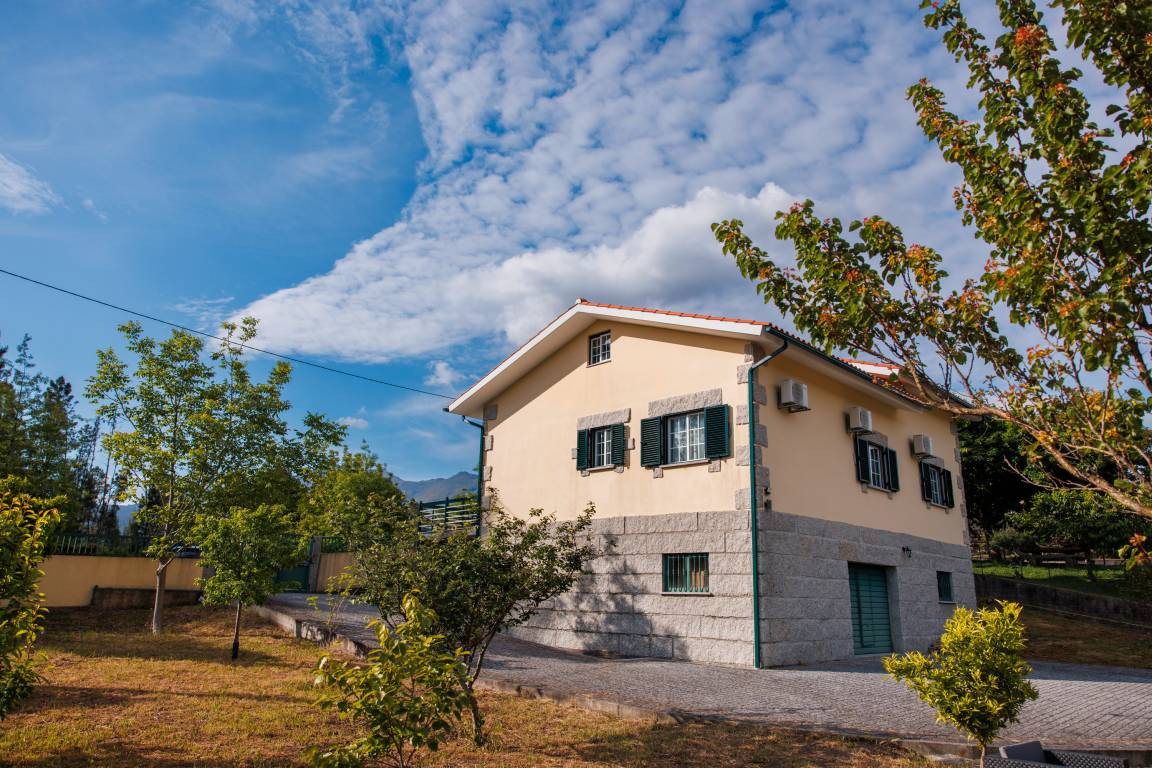 100 M² House ∙ 3 Bedrooms ∙ 6 Guests - Soajo