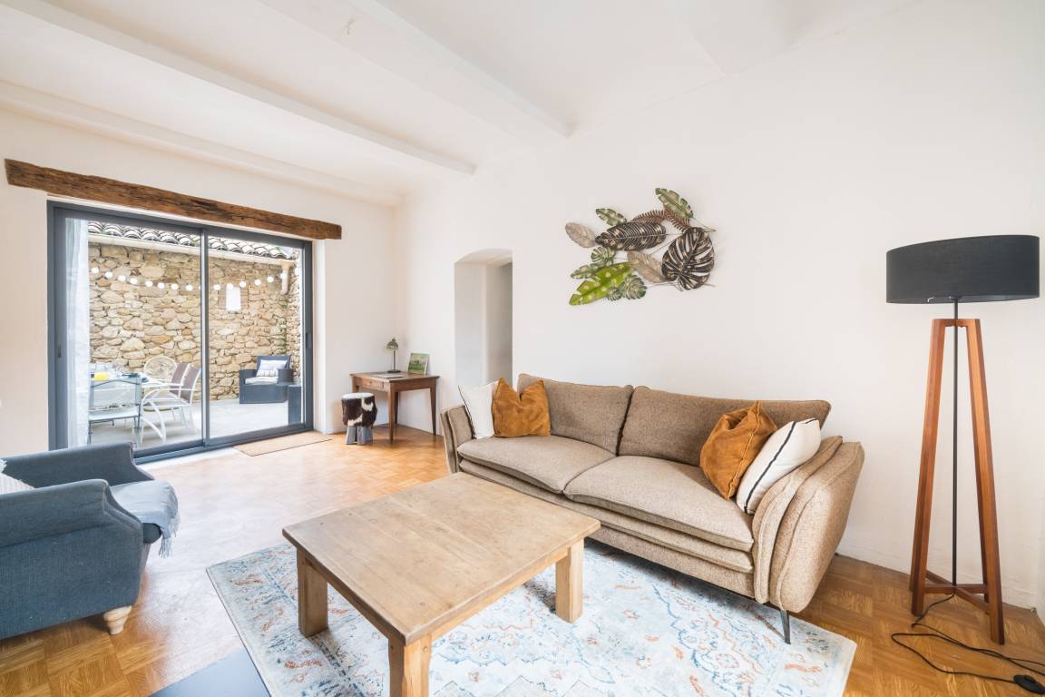 105 M² Huis ∙ 3 Slaapkamers ∙ 6 Gasten - Goudargues