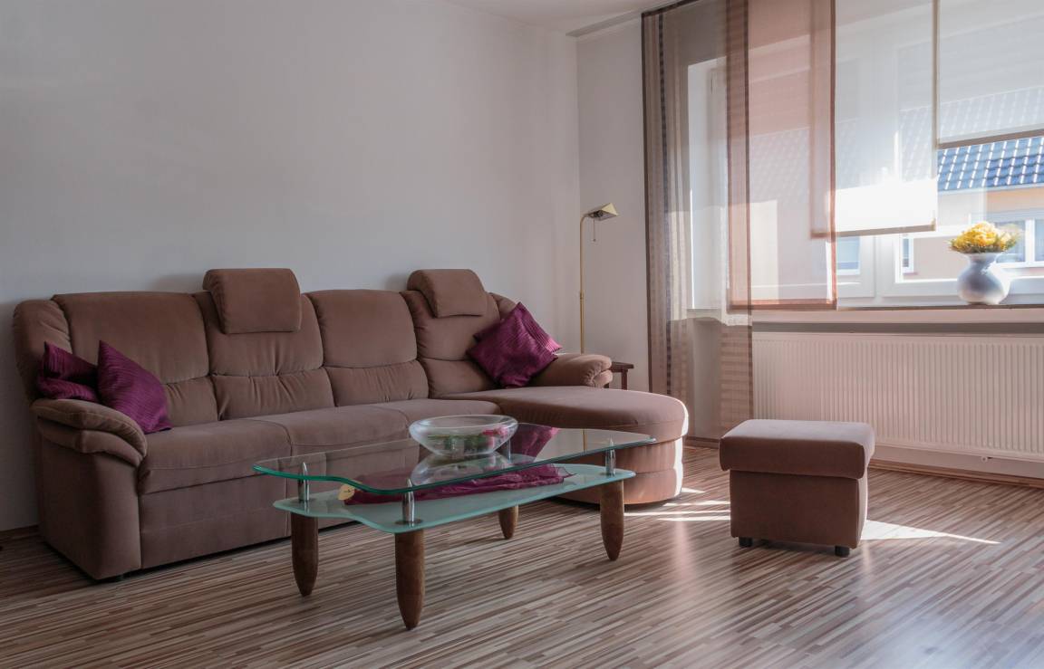115 M² Ferienwohnung ∙ 2 Schlafzimmer ∙ 4 Gäste - Saarburg