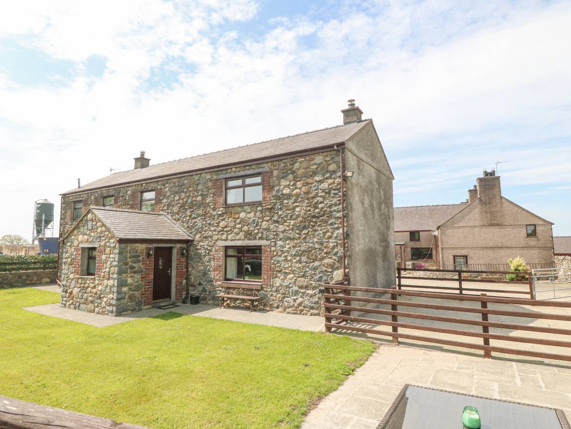 Cottage ∙ 3 Bedrooms ∙ 6 Guests - Caernarfon