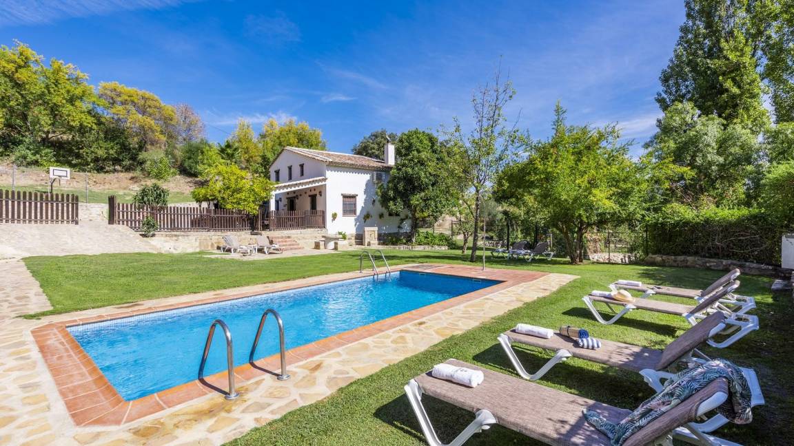 130 M² House ∙ 4 Bedrooms ∙ 10 Guests - Grazalema