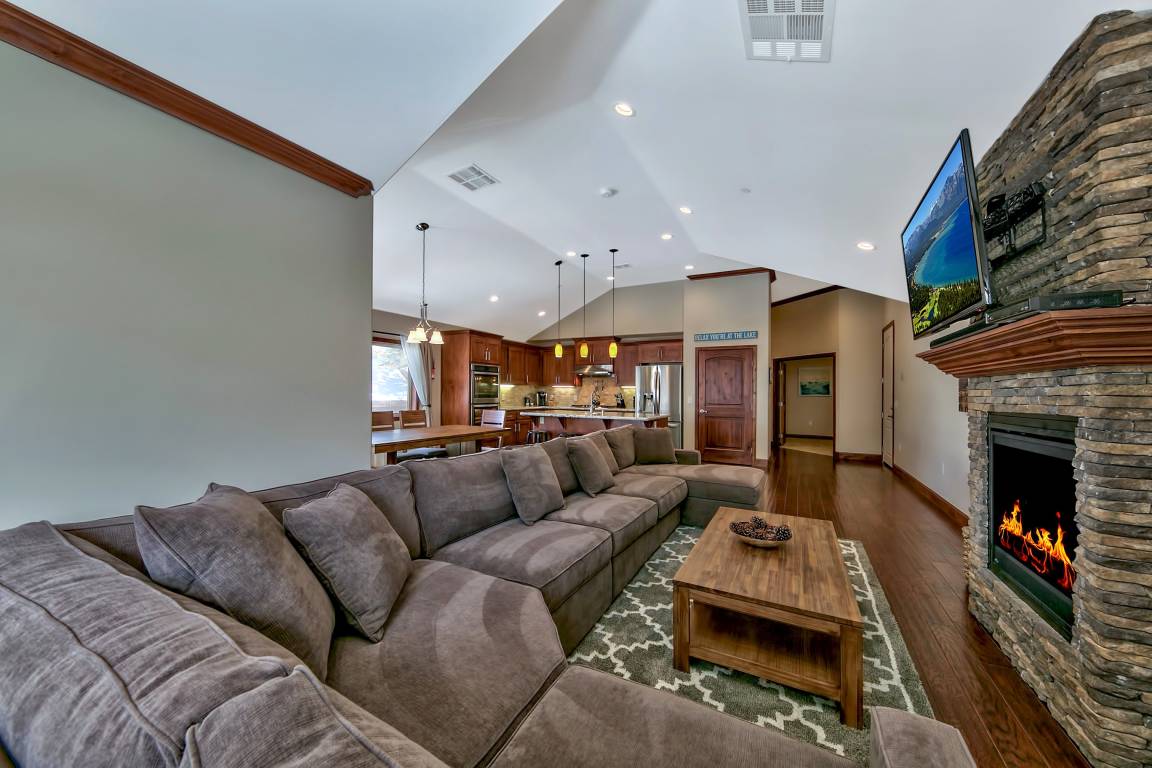 203 M² House ∙ 4 Bedrooms ∙ 8 Guests - Stateline, NV