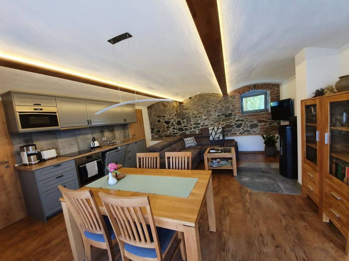 72 M² Apartament ∙ 2 Sypialnie ∙ 6 Gości - Budziszyn