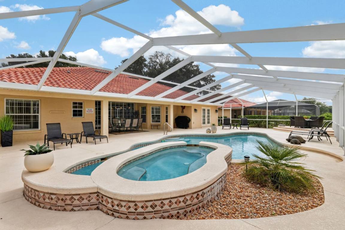 155 M² Apartment ∙ 3 Bedrooms ∙ 6 Guests - Inverness, FL
