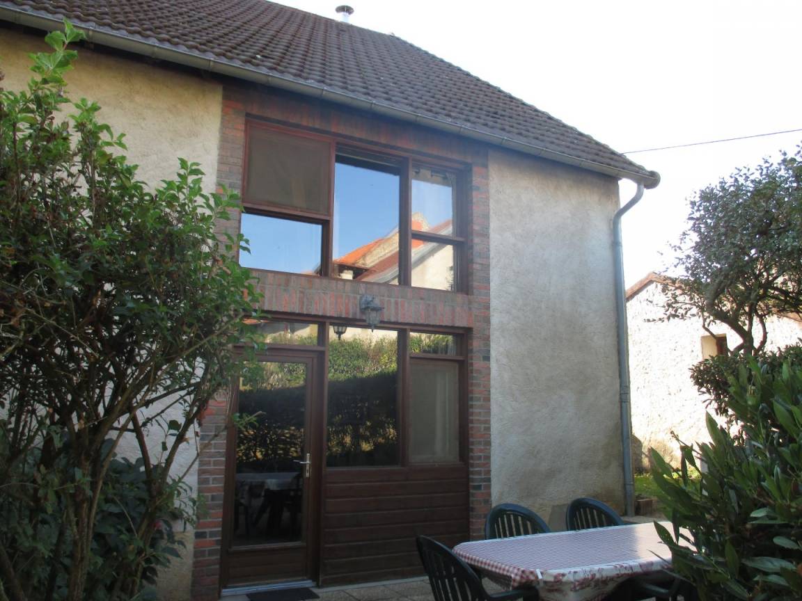 65 M² Gîte ∙ 1 Schlafzimmer ∙ 4 Gäste - Auvergne