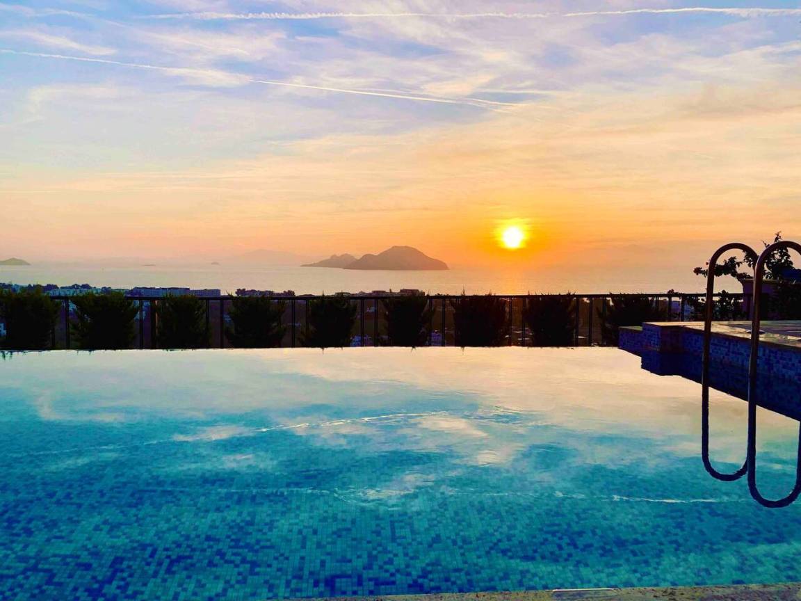 350 M² Villa ∙ 4 Schlafzimmer ∙ 8 Gäste - Turgutreis