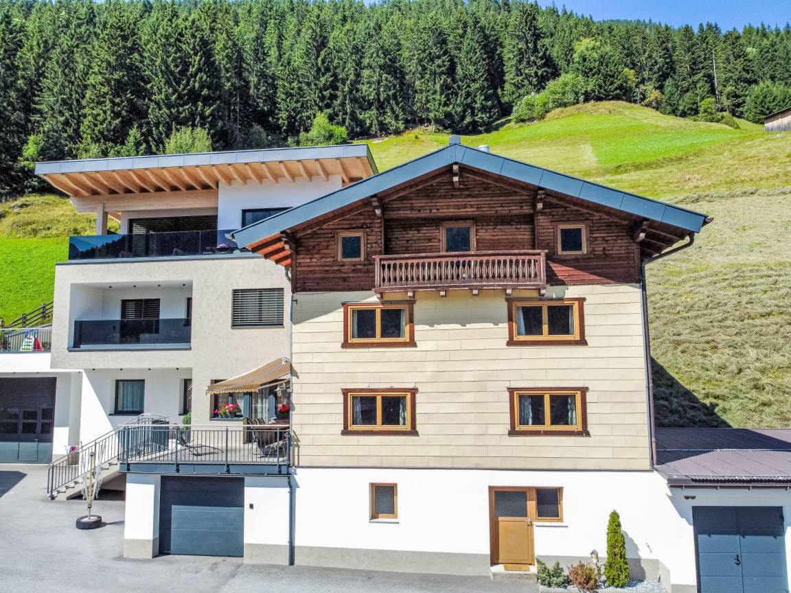 70 M² Apartment ∙ 2 Bedrooms ∙ 6 Guests - Samnaun