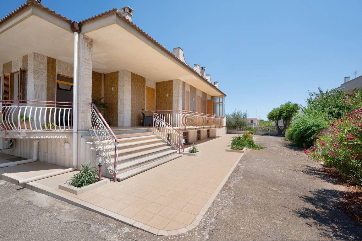 60 M² Apartment ∙ 2 Bedrooms ∙ 4 Guests - Conversano