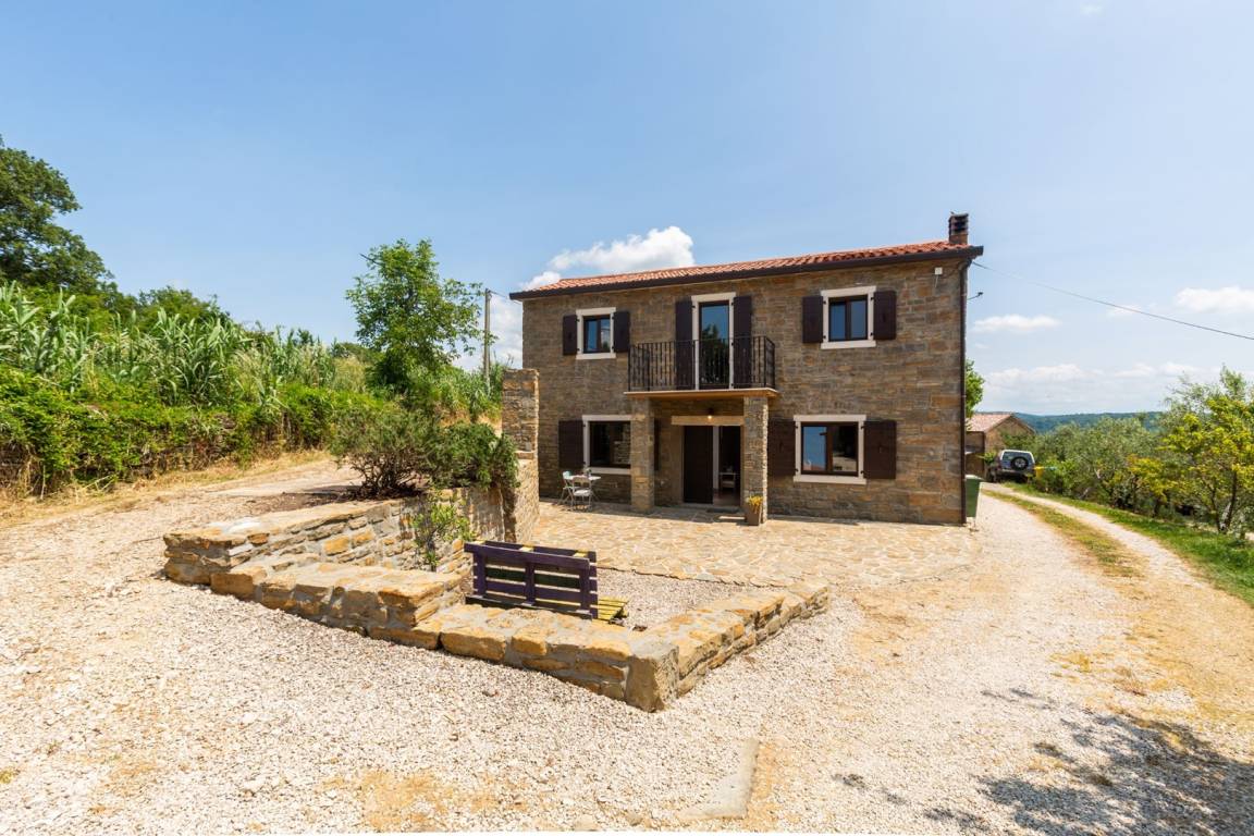 110 M² Ferienhaus ∙ 2 Schlafzimmer ∙ 6 Gäste - Koper