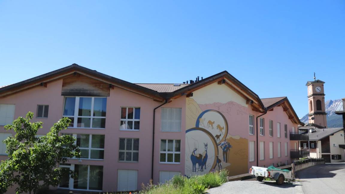 140 M² Ferienwohnung ∙ 3 Schlafzimmer ∙ 10 Gäste - Lenzerheide