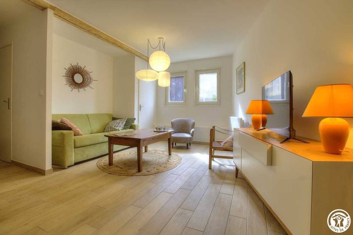 97 M² Gîte ∙ 3 Chambres ∙ 6 Personnes - Villefranche-sur-Saône