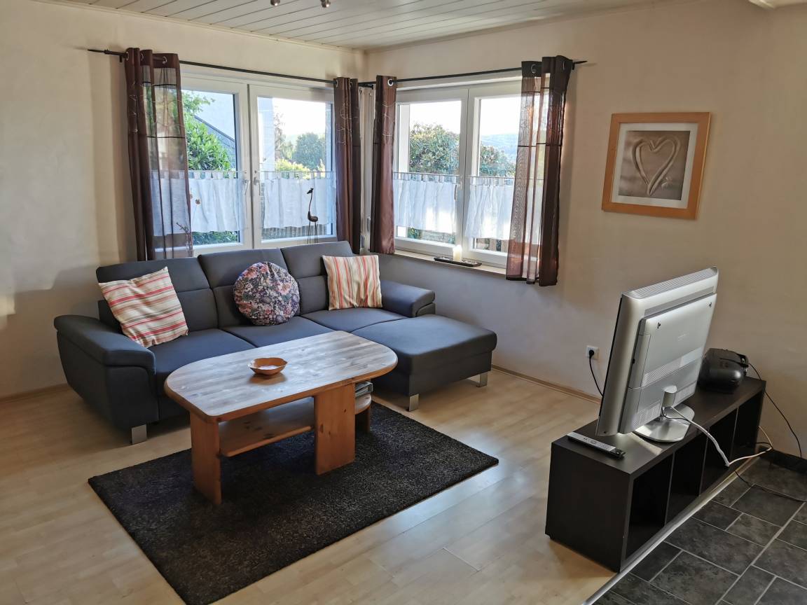 56 M² Ferienwohnung ∙ 1 Schlafzimmer ∙ 3 Gäste - Attendorn