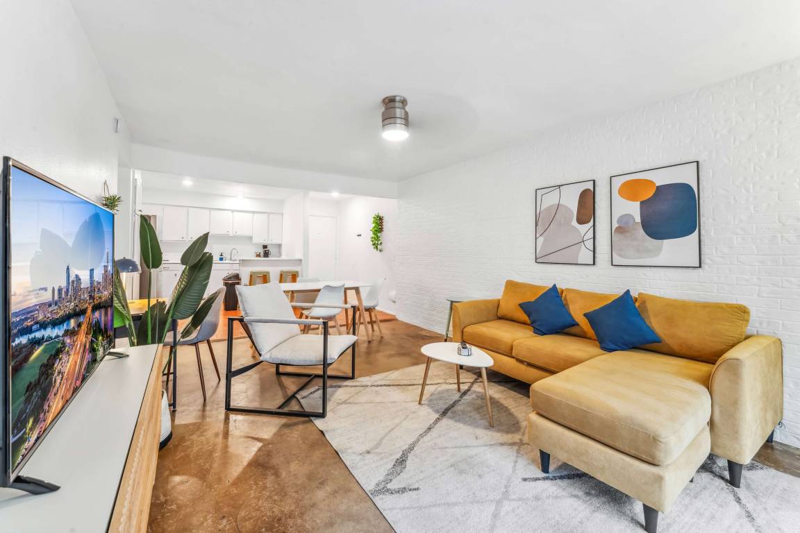86 M² Apartment ∙ 2 Bedrooms ∙ 6 Guests - Downtown Austin - Austin