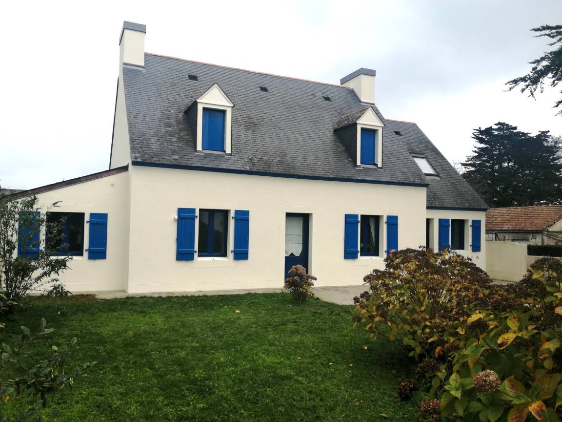 120 M² House ∙ 5 Bedrooms ∙ 11 Guests - Groix