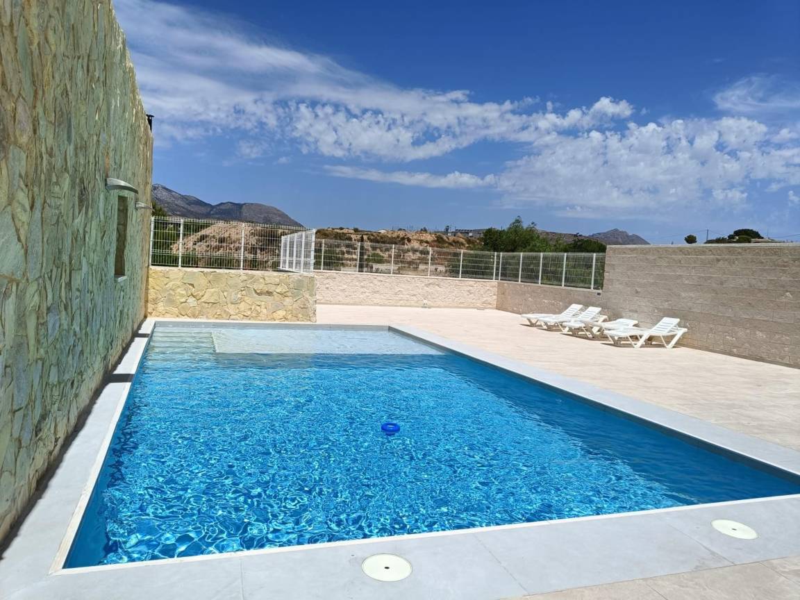 230 M² Villa ∙ 5 Chambres ∙ 16 Personnes - Alicante