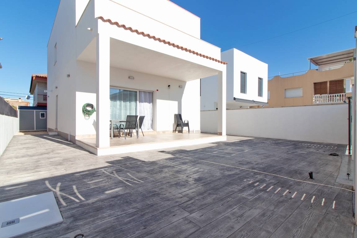 160 M² Casa ∙ 5 Habitaciones ∙ 8 Huéspedes - Almenara