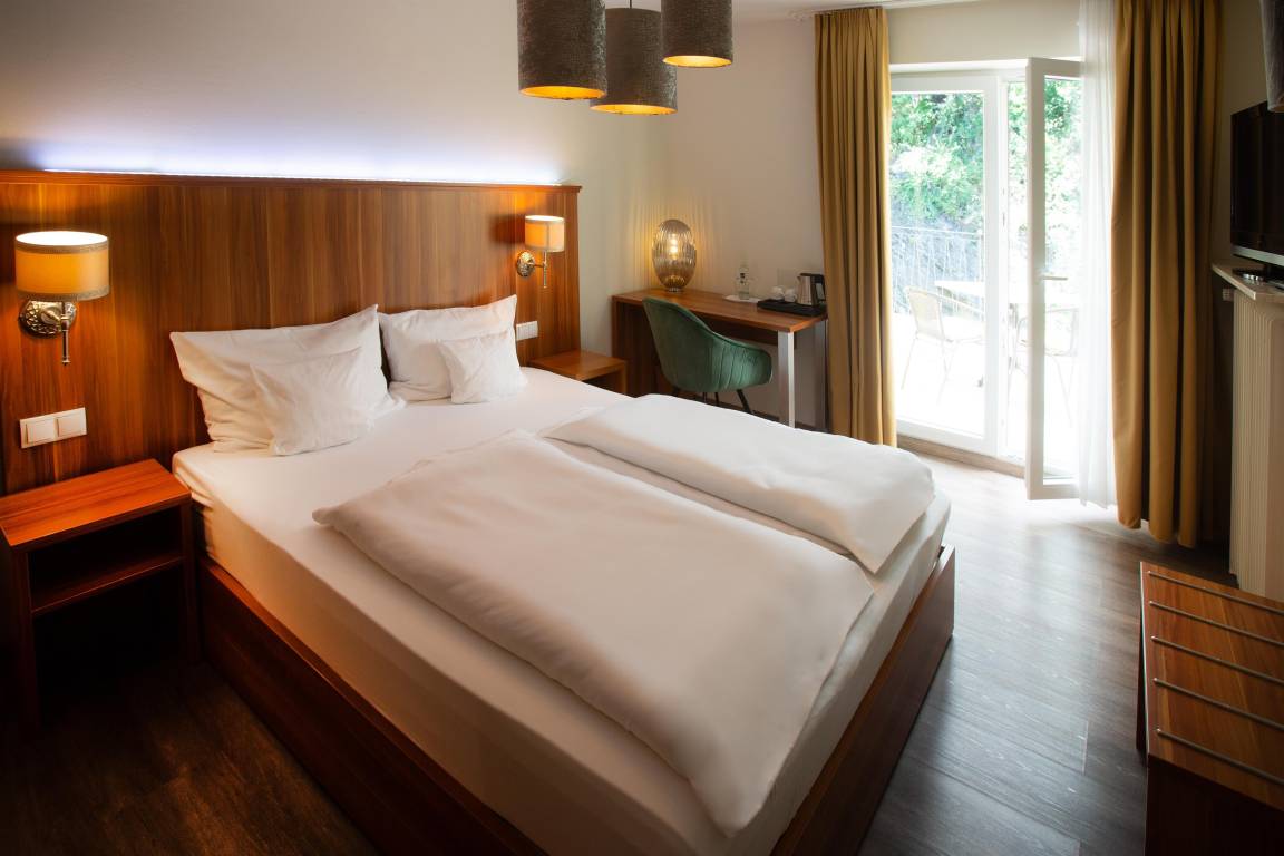 22 M² Hotel ∙ 1 Bedroom ∙ 2 Guests - Lahnstein