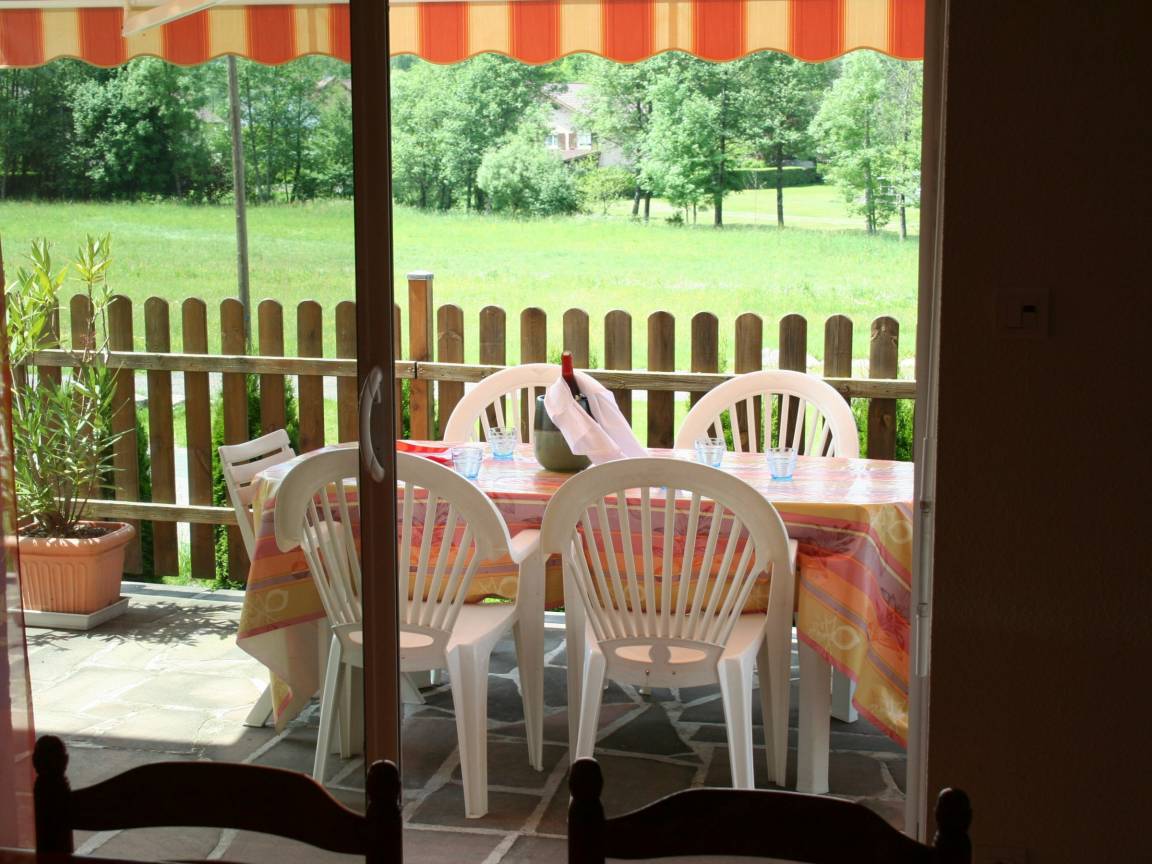 109 M² Cottage ∙ 4 Bedrooms ∙ 8 Guests - Lorraine