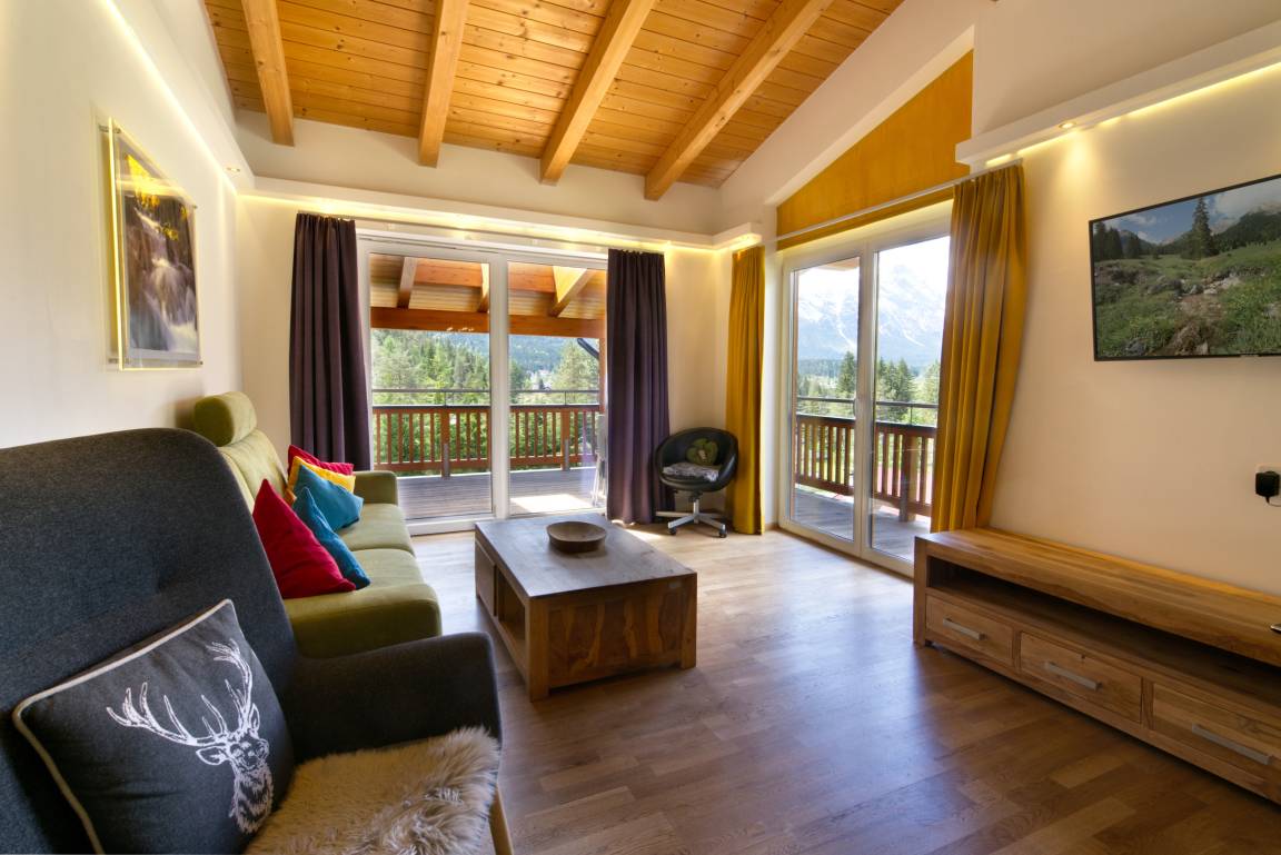 82 M² Apartment ∙ 2 Bedrooms ∙ 4 Guests - Zugspitze