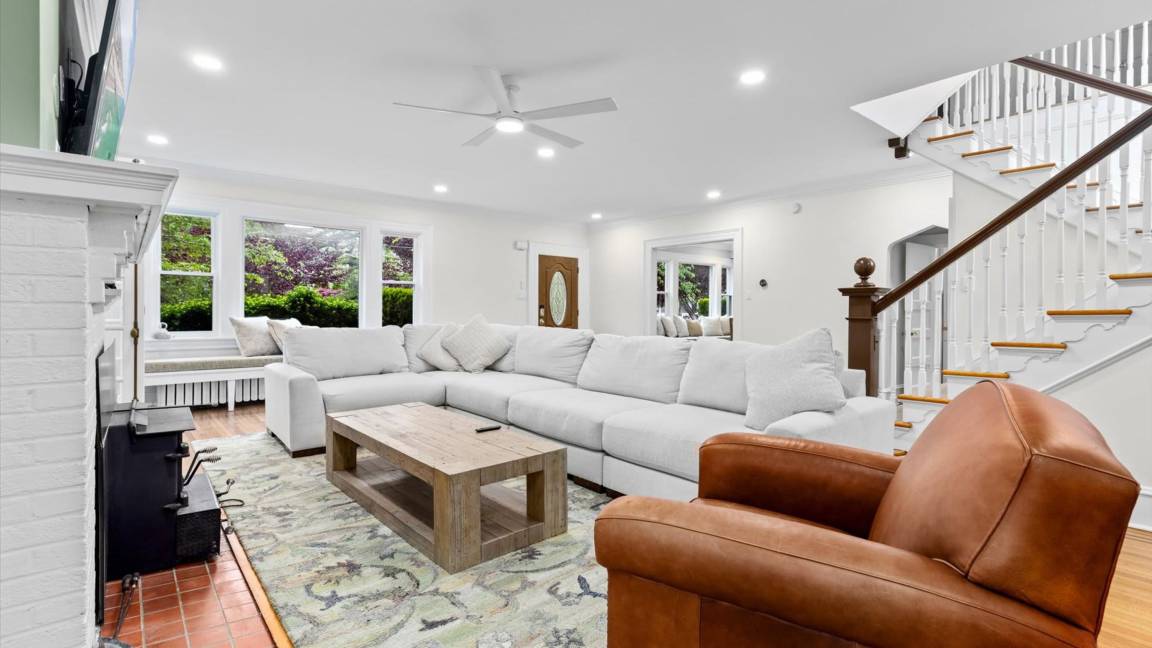 Apartment ∙ 8 Bedrooms ∙ 16 Guests - Carousel, Ocean City
