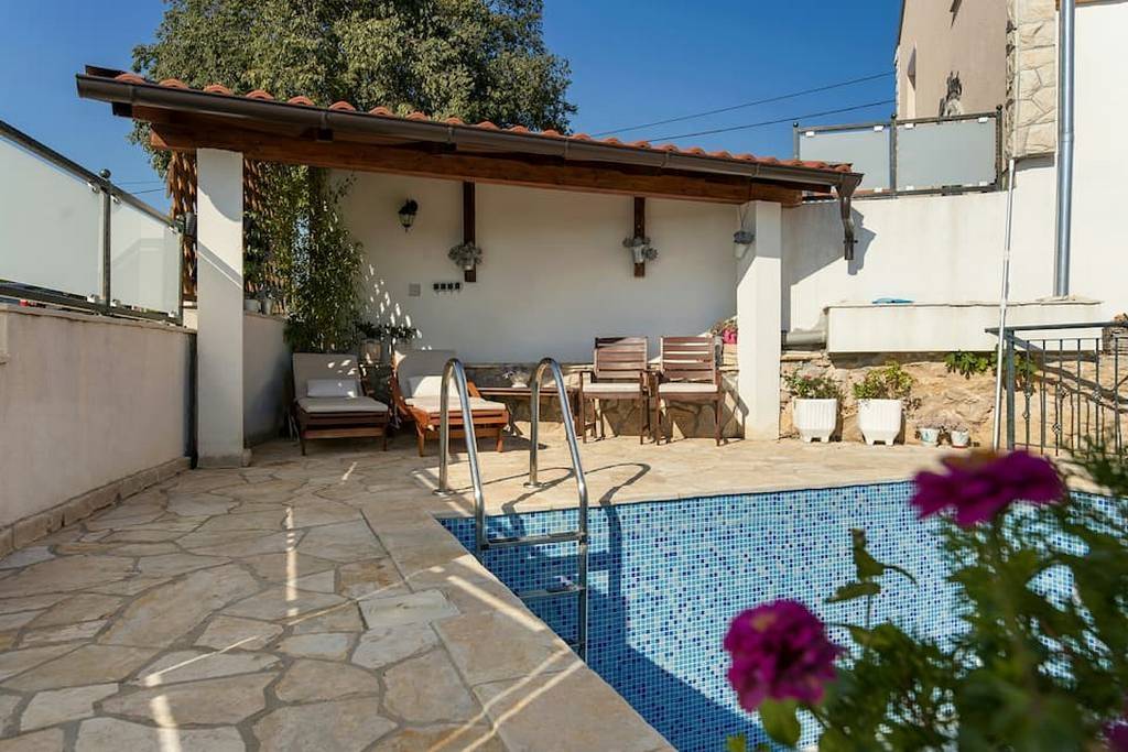 139 M² Maison De Vacances ∙ 4 Chambres ∙ 7 Personnes - Skradin