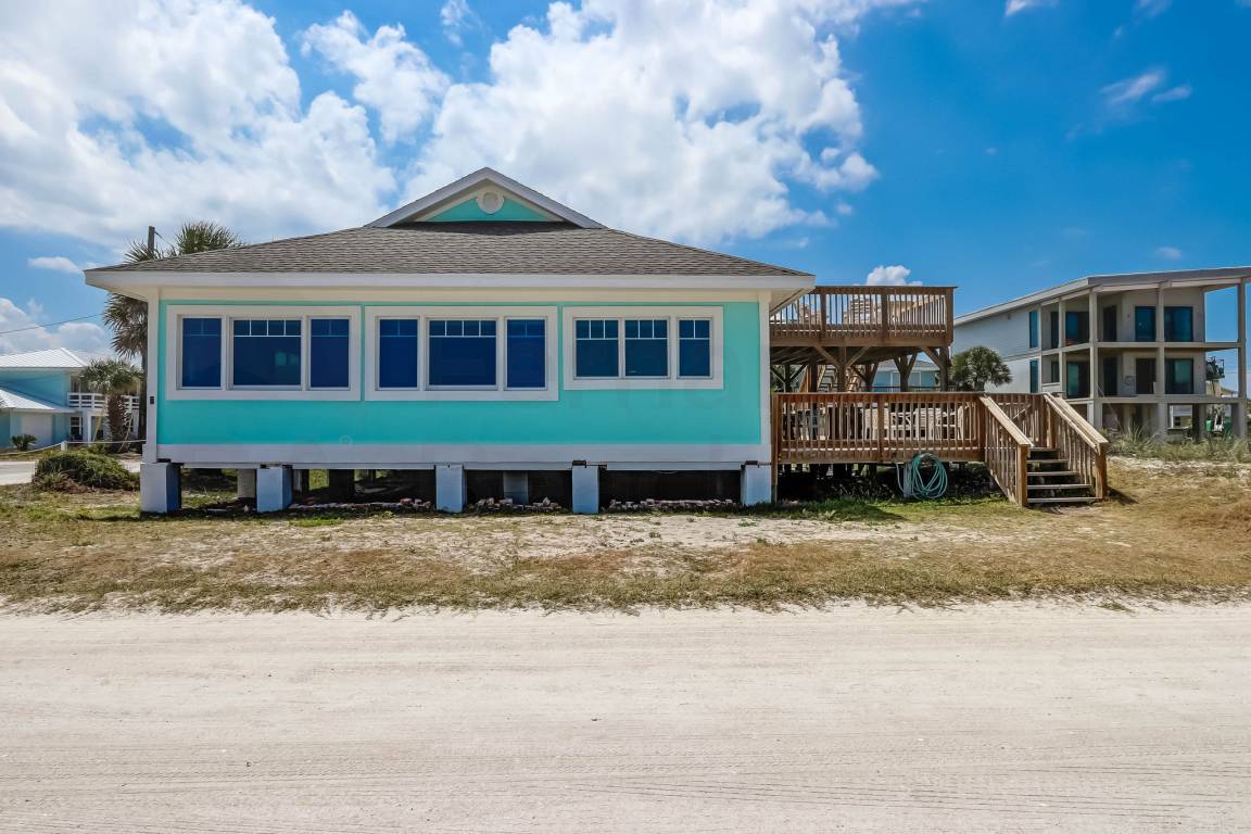 164 M² House ∙ 5 Bedrooms ∙ 12 Guests - Fernandina Beach, FL