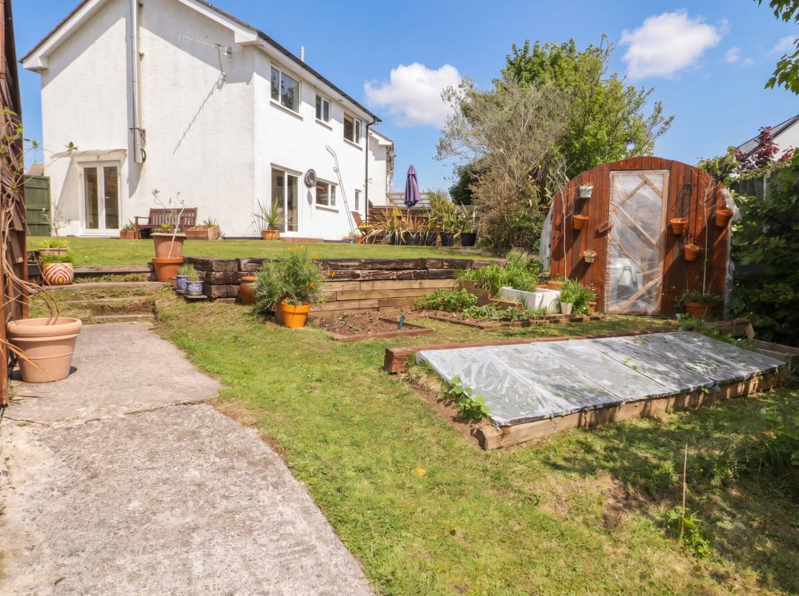Cottage ∙ 4 Bedrooms ∙ 6 Guests - Tenby