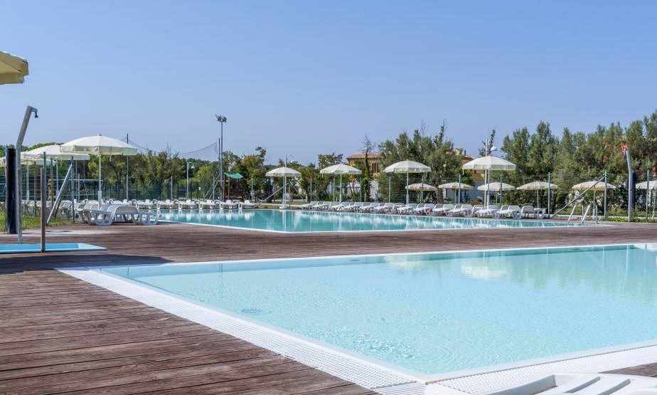 80 M² Apartamento ∙ 2 Habitaciones ∙ 6 Huéspedes - Ancona