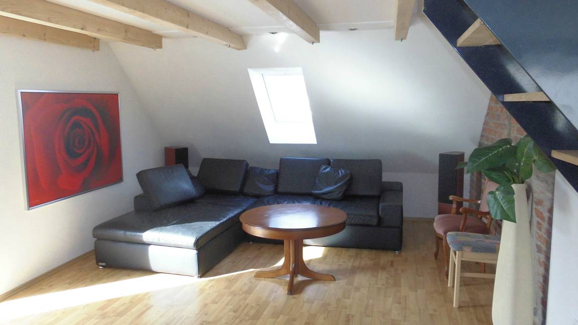 105 M² Ferienwohnung ∙ 3 Schlafzimmer ∙ 5 Gäste - Schwäbisch Gmünd