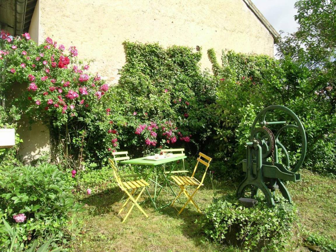 90 M² Cottage ∙ 4 Chambres ∙ 8 Personnes - Allier