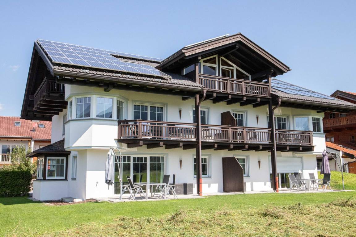120 M² Ferienwohnung ∙ 3 Schlafzimmer ∙ 6 Gäste - Ettal