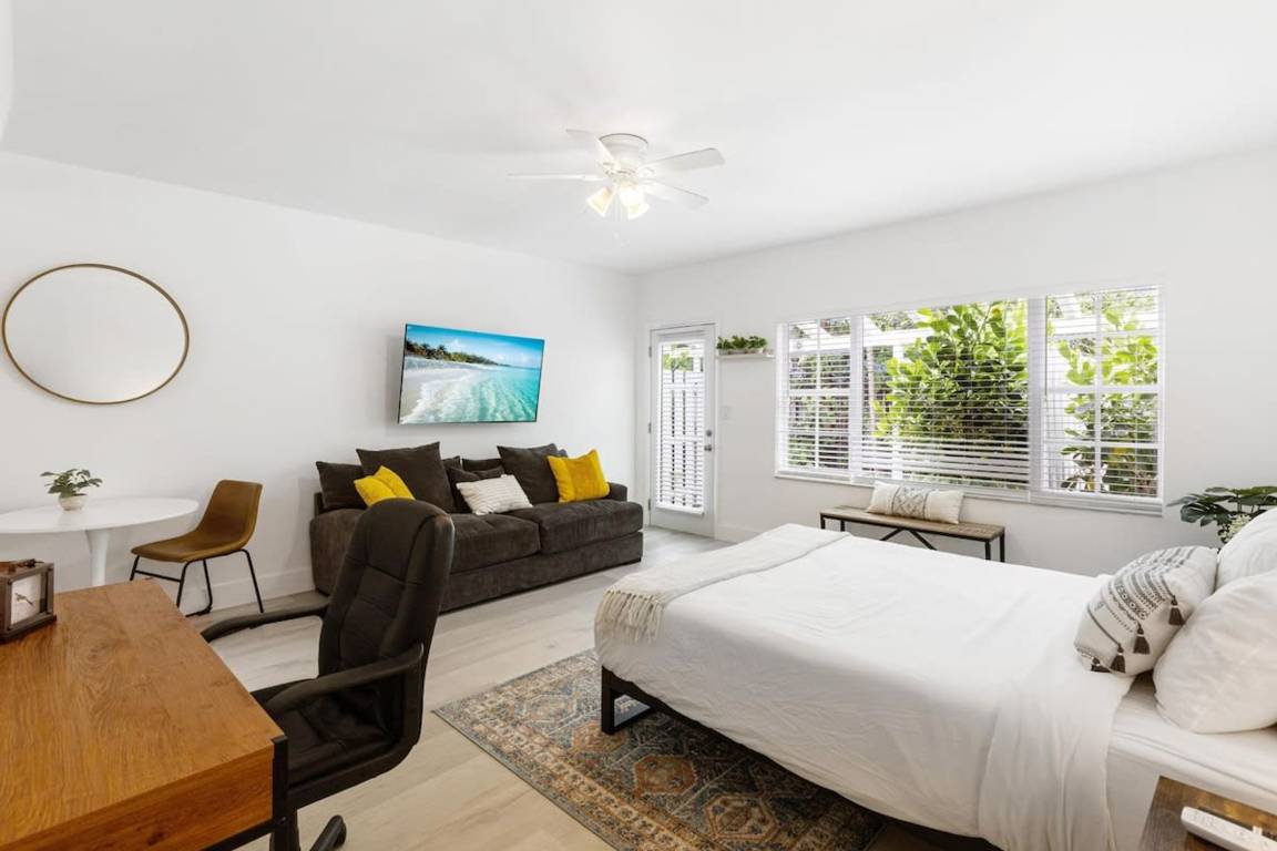 Apartment ∙ 1 Bedroom ∙ 2 Guests - Fort Lauderdale, FL