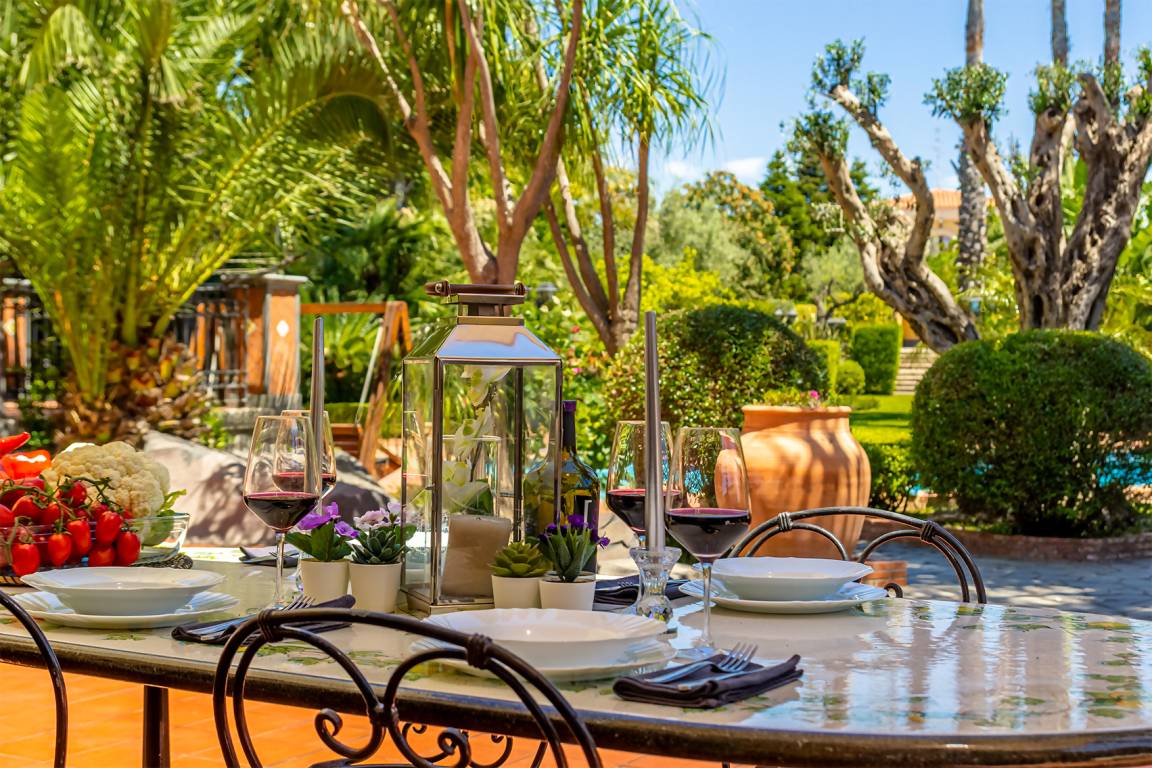 440 M² House ∙ 5 Bedrooms ∙ 12 Guests - Acireale
