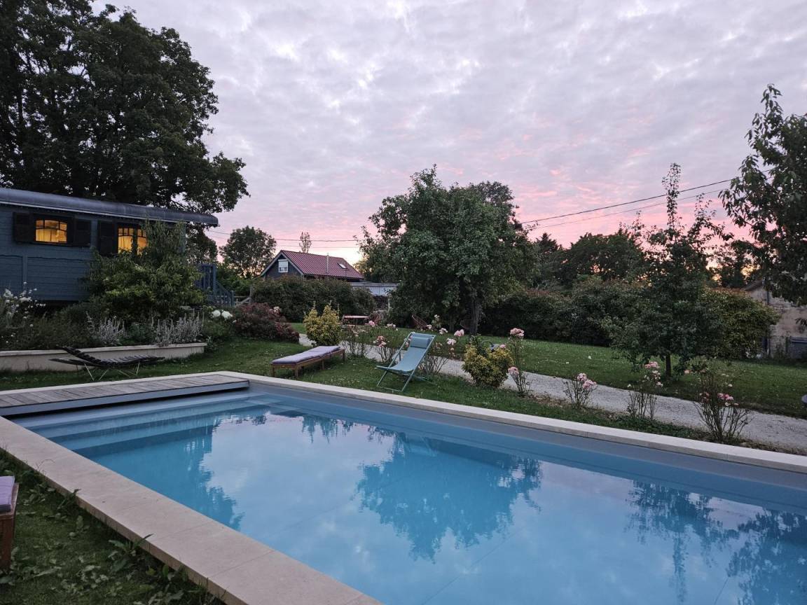 98 M² Gîte ∙ 2 Chambres ∙ 6 Personnes - Aube