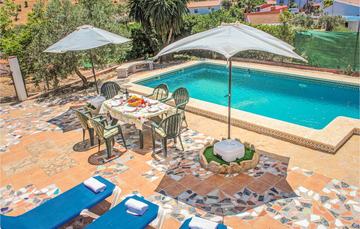 200 M² Maison De Vacances ∙ 4 Chambres ∙ 8 Personnes - Álora