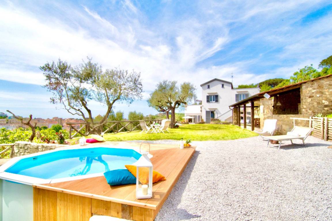 250 M² Villa ∙ 4 Chambres ∙ 10 Personnes - Sorrente