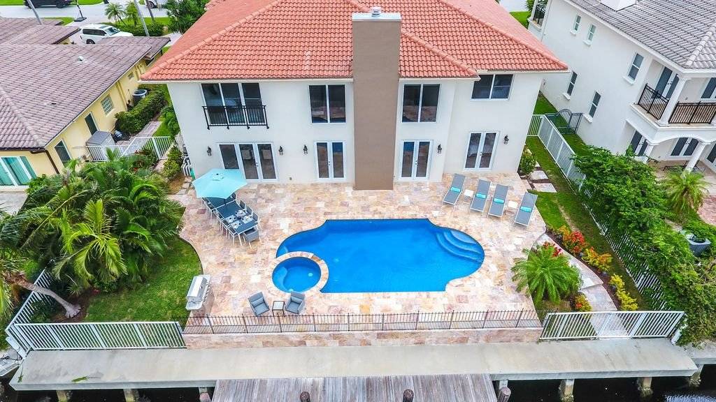 465 M² Ferienhaus ∙ 6 Schlafzimmer ∙ 10 Gäste - Fort Lauderdale, FL