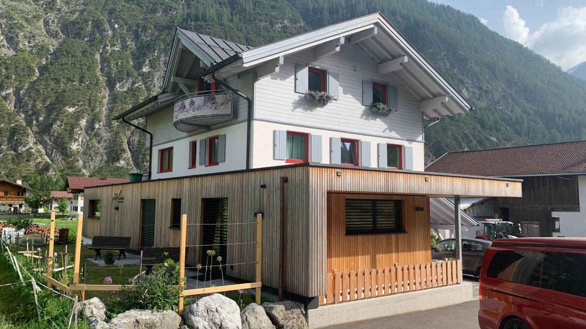 35 M² Ferienwohnung ∙ 1 Schlafzimmer ∙ 4 Gäste - Holzgau