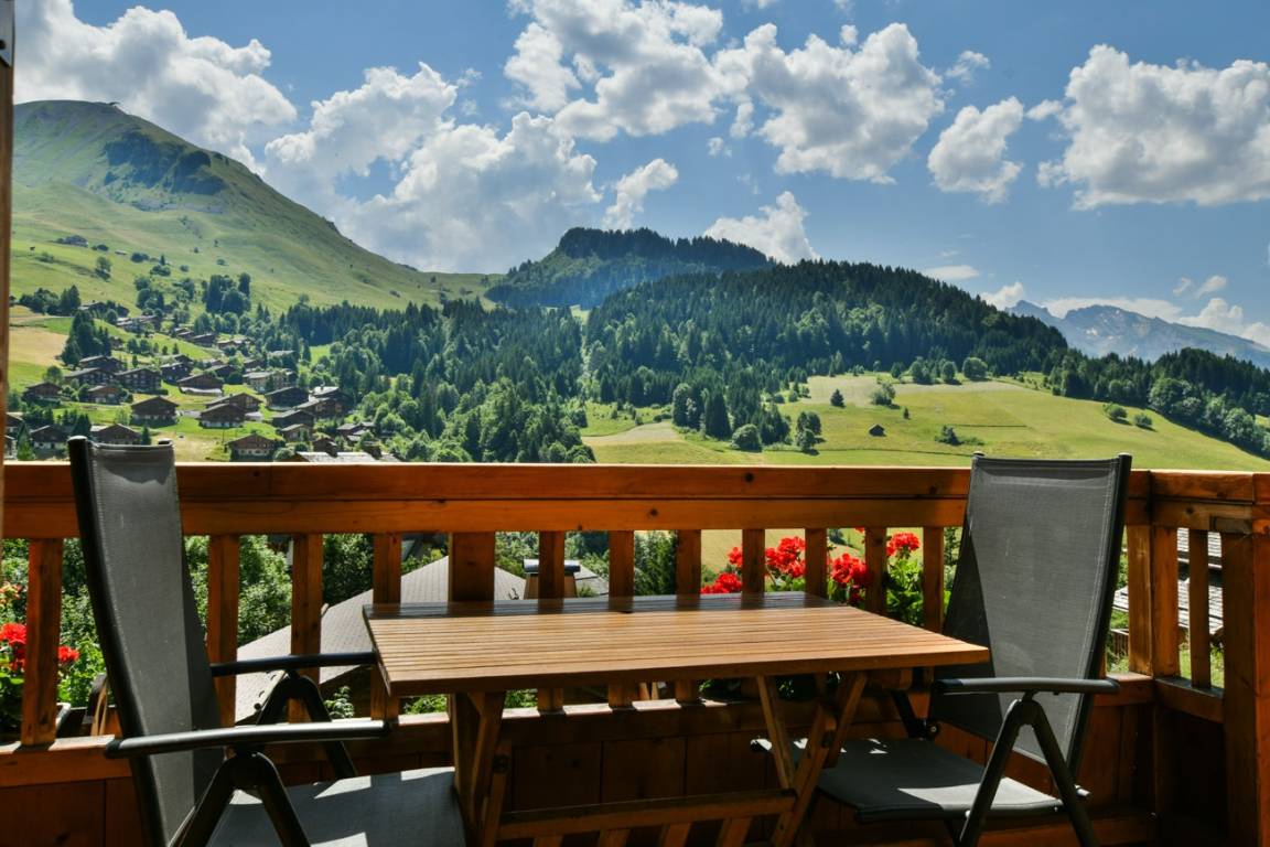 120 M² Chalet ∙ 4 Bedrooms ∙ 8 Guests - Bonneville