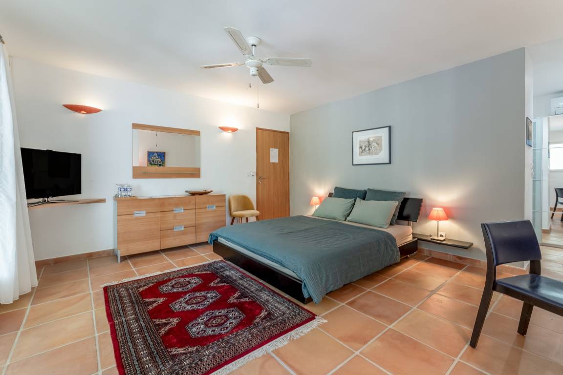 25 M² Chambre D'hôtes ∙ 1 Chambre ∙ 2 Personnes - Vaison-la-Romaine