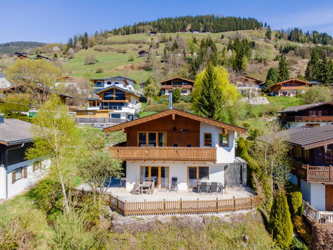 136 M² Chalet ∙ 3 Slaapkamers ∙ 8 Gasten - Uttendorf