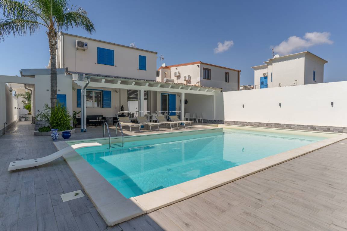 117 M² Villa Vacanza ∙ 4 Camere Da Letto ∙ 9 Ospiti - Porto Empedocle