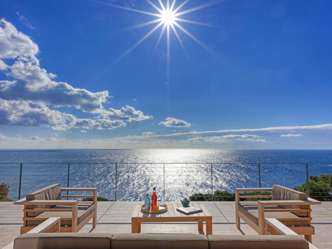 253 M² House ∙ 4 Bedrooms ∙ 8 Guests - Tamariu