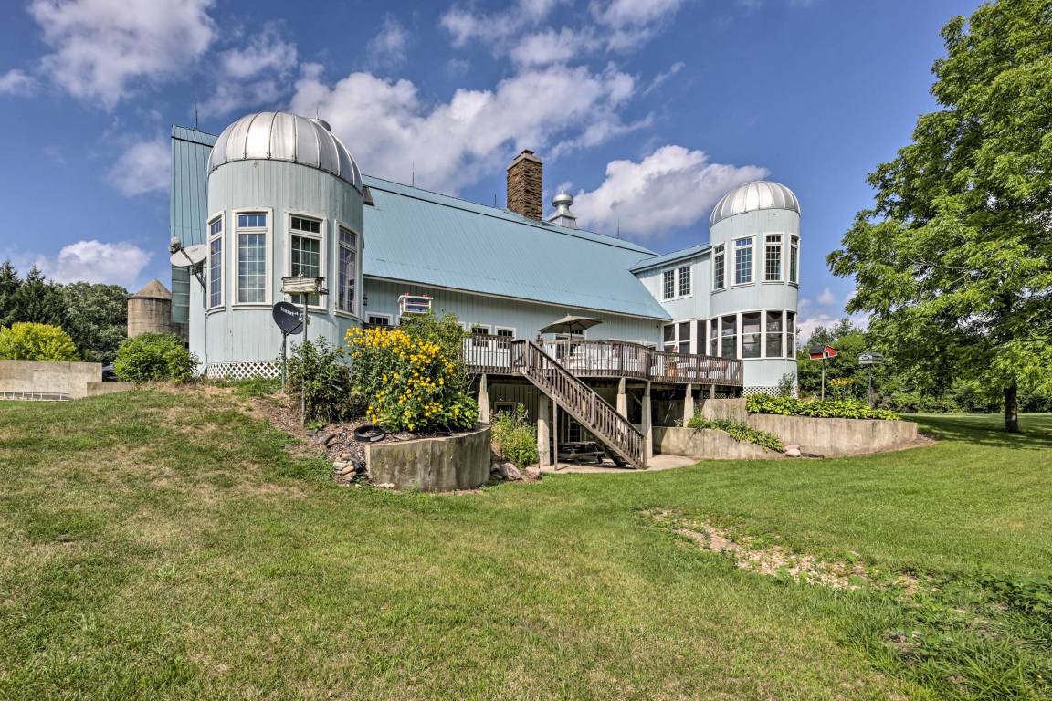 687 M² House ∙ 6 Bedrooms ∙ 18 Guests - Lake Geneva, WI