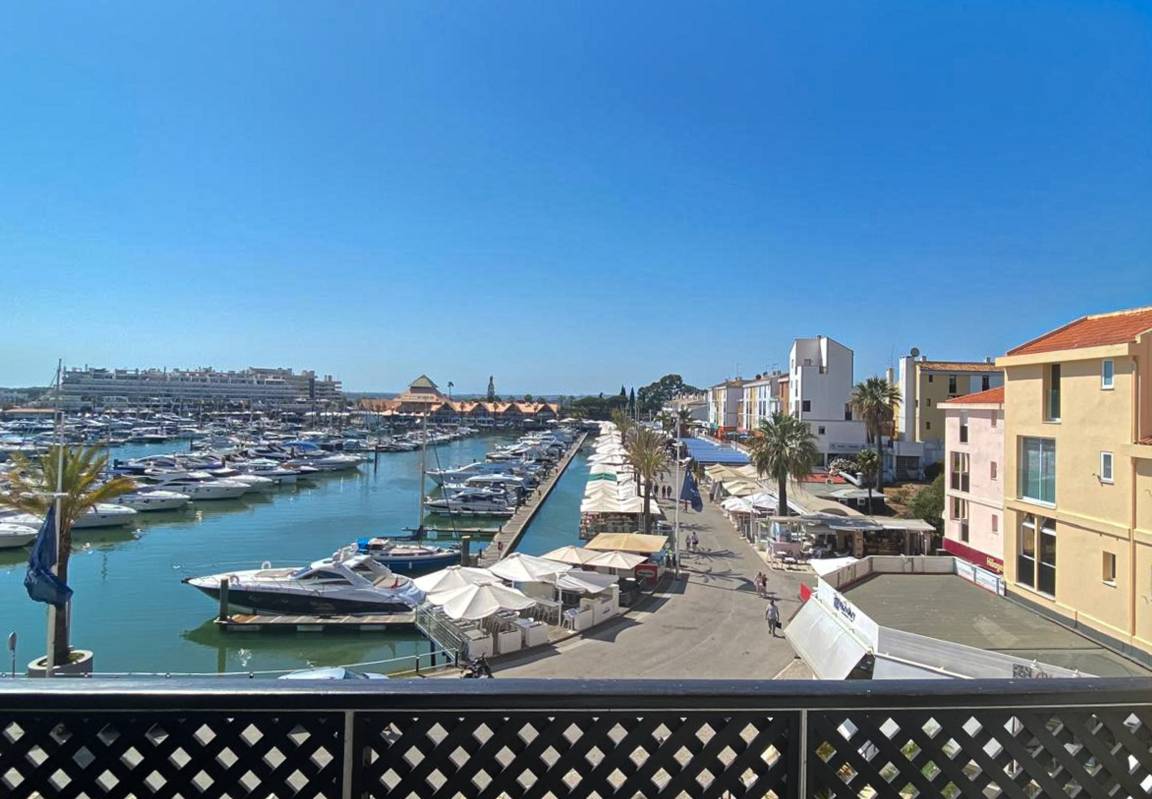 70 M² Apartamento ∙ 1 Quarto ∙ 4 Hóspedes - Quarteira