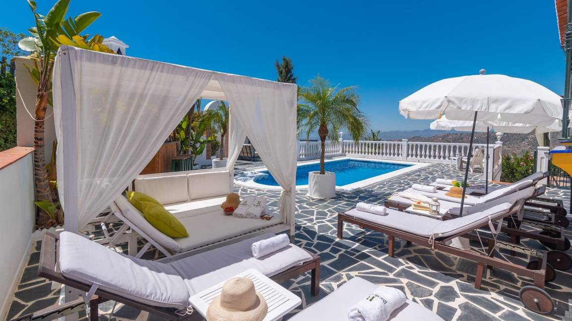 110 M² Maison De Vacances ∙ 4 Chambres ∙ 8 Personnes - Torrox Costa