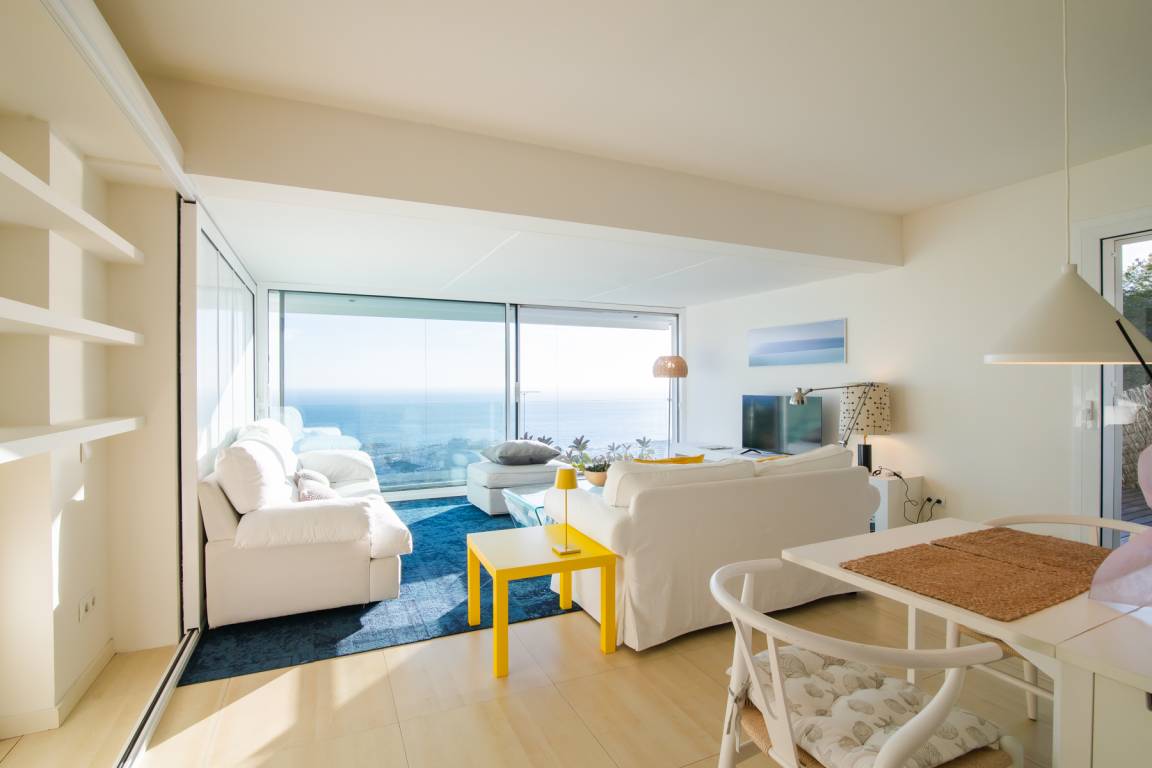 82 M² Apartment ∙ 2 Bedrooms ∙ 4 Guests - Sitges
