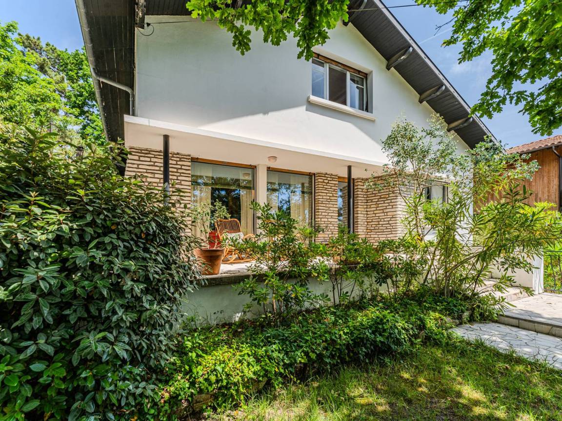 120 M² Talo ∙ 3 Makuuhuonetta ∙ 6 Vierasta - Arcachon
